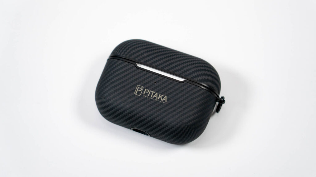 高価なAirPods Proをしっかりガード。アラミド繊維の質感に満足度高め「PITAKA Air Pal Mini for AirPods ...
